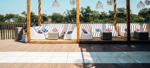 77-Degrees Rooftop-Bar 06 | Tile Tech Pavers