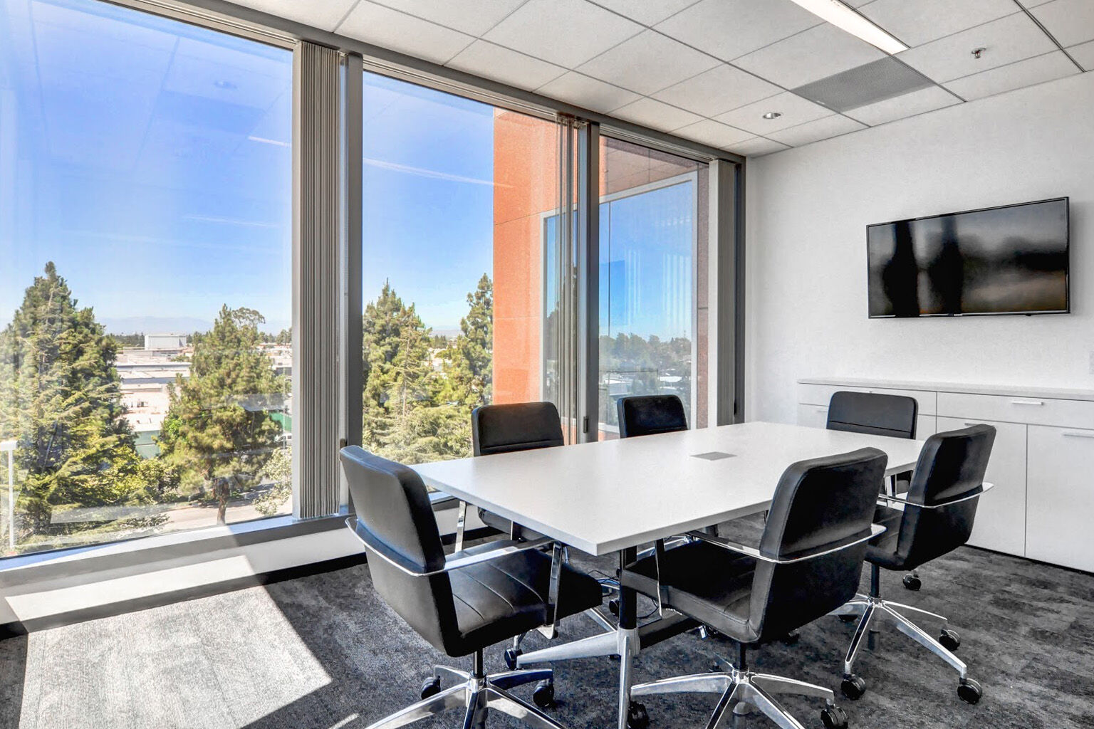 9to5 Seating Diddy Conference Room Furniture Seating | 9to5 Seating