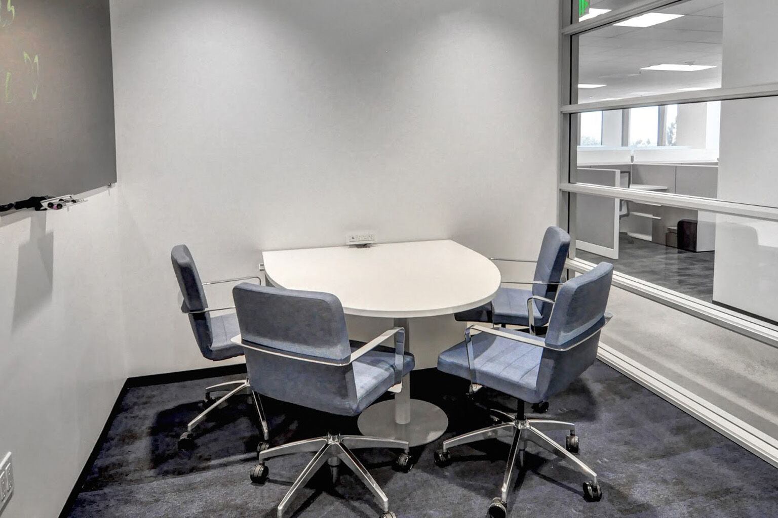 9to5 Seating Diddy Meeting Room Seating | 9to5 Seating