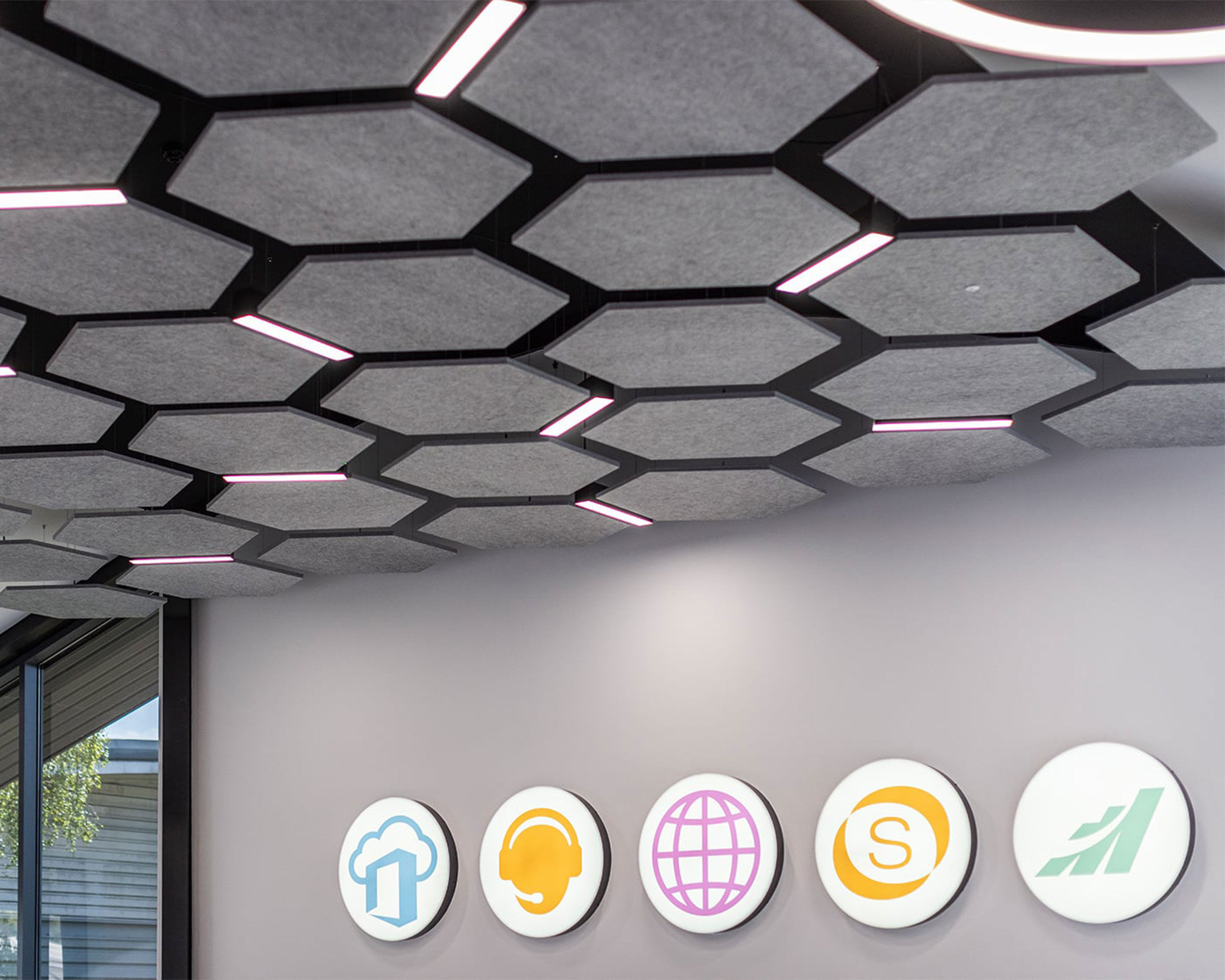 Acoufelt | Advoco Solutions | Hexagon Clouds | Acoufelt