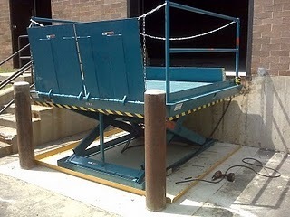 Dock Lifts | Advance Lifts