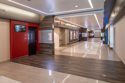 AMC Theatres : Clearfork | BRR Architecture