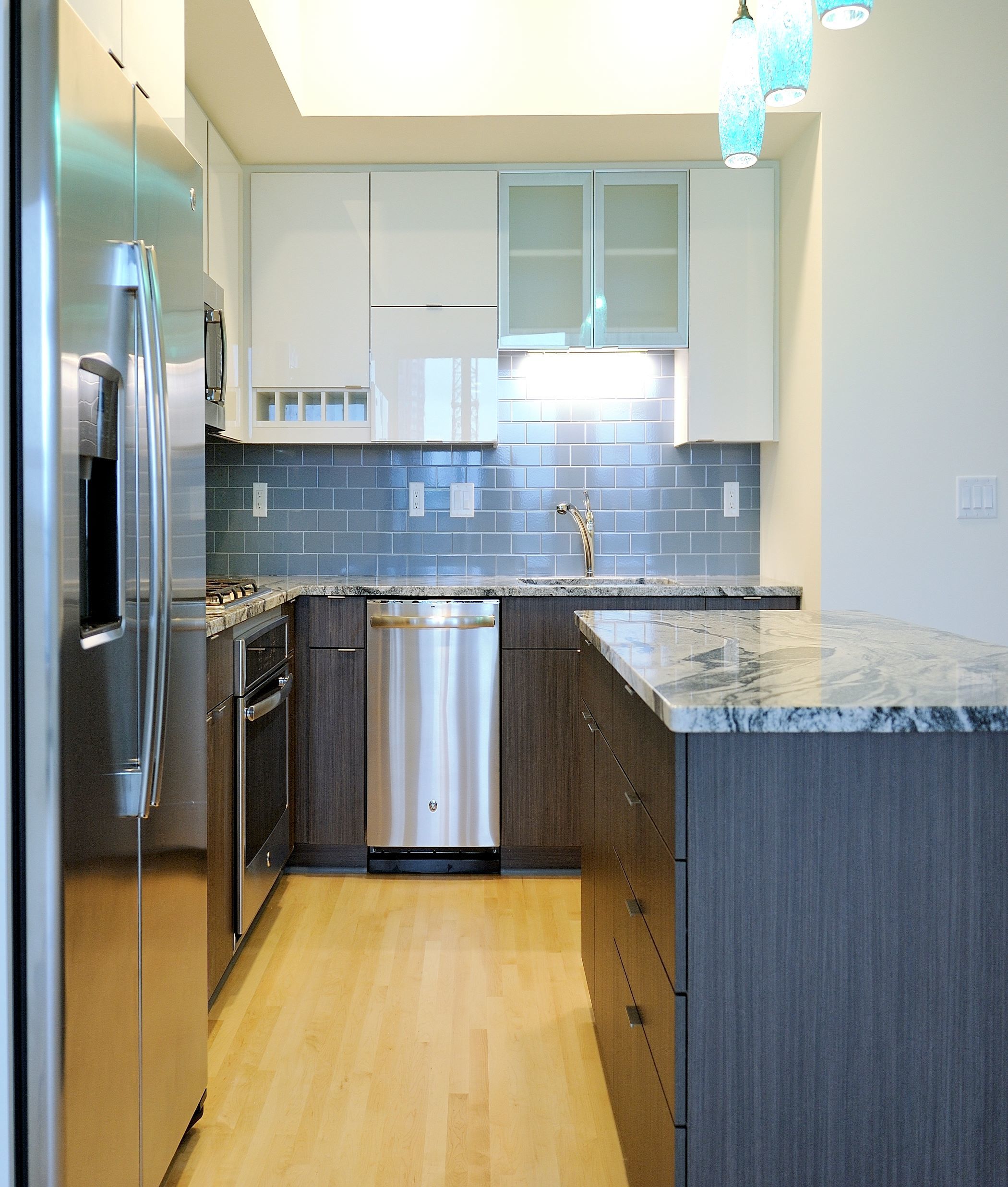 bayer interior woods modern frameless multi-unit kitchen cabinets ...