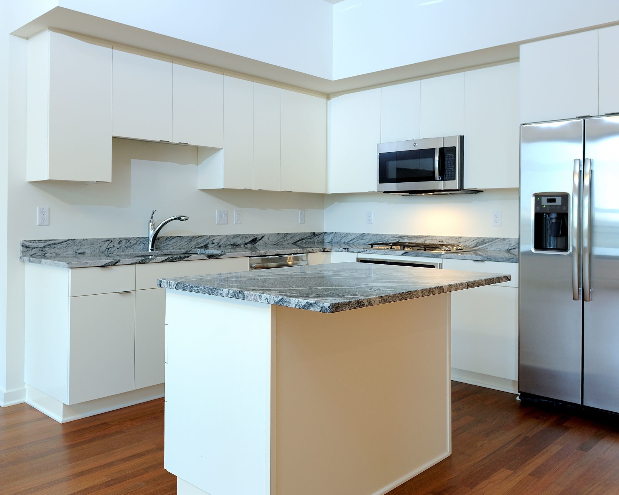 bayer interior woods modern frameless multi-unit kitchen cabinets ...