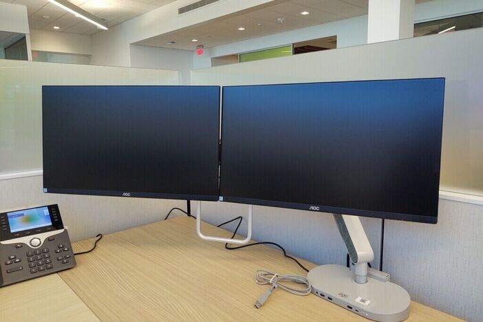 ZG Series - ZGX (Dual Monitor w/ Crossbar) | Zgo Technologies