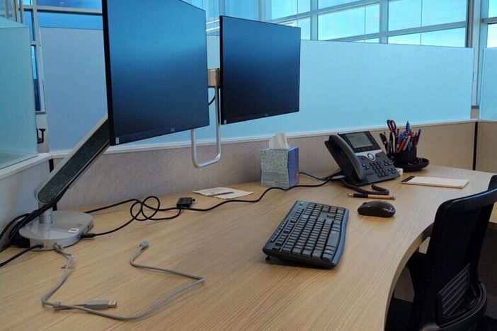 ZG Series - ZGX (Dual Monitor w/ Crossbar) | Zgo Technologies