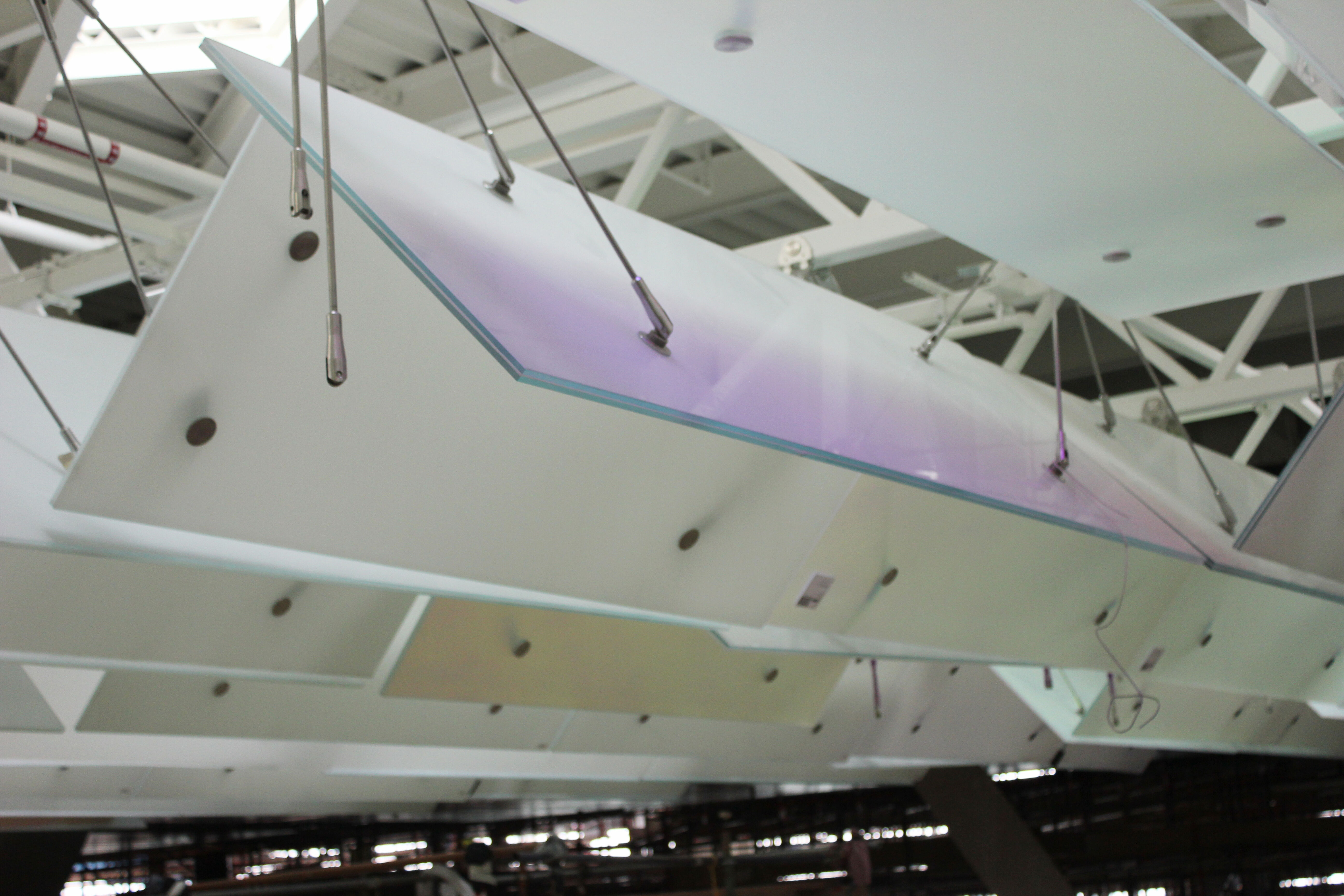 Bendheim Hamad International Airport dichromic glass installation ...