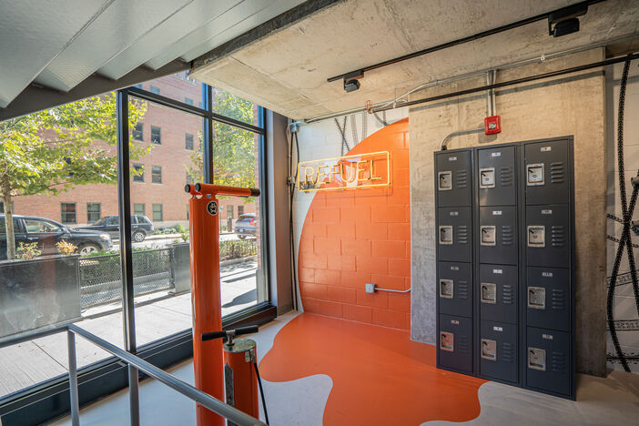 Amli 808 Bike Room | Dero Bike Racks