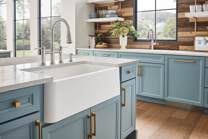 IKON 33” 1-3/4 Farmhouse Sink with Low Divide | BLANCO America