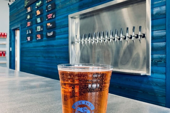 Blue Toad Hard Cider, New York - Shou Sugi Ban Larch Cobalt | Pioneer ...