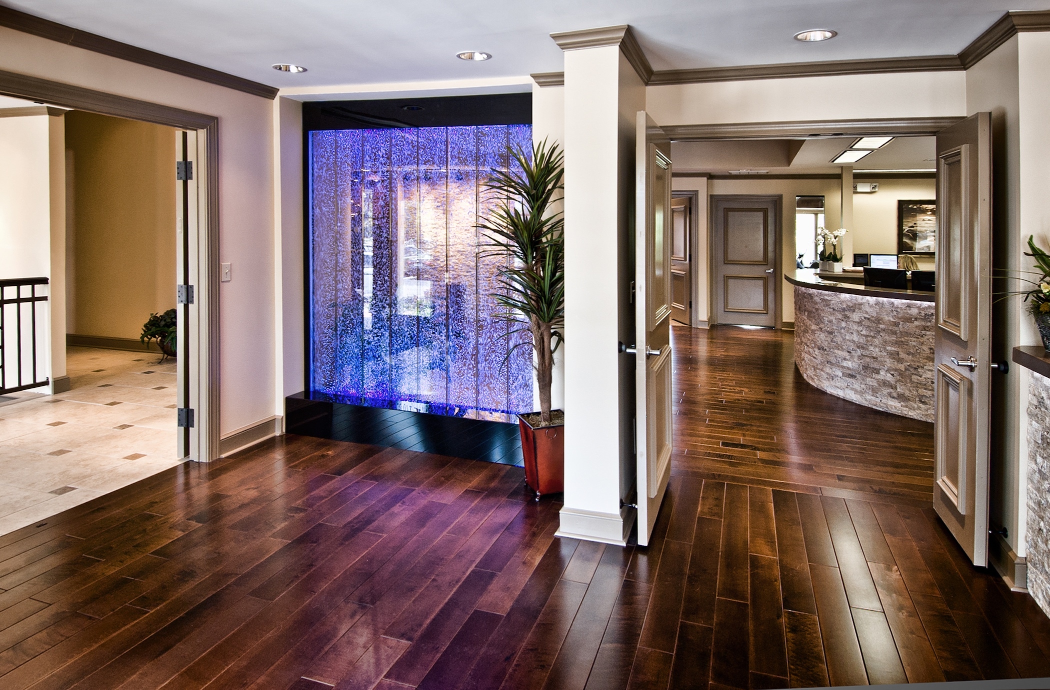 Bubble Wall Water Features | Bluworld of Water