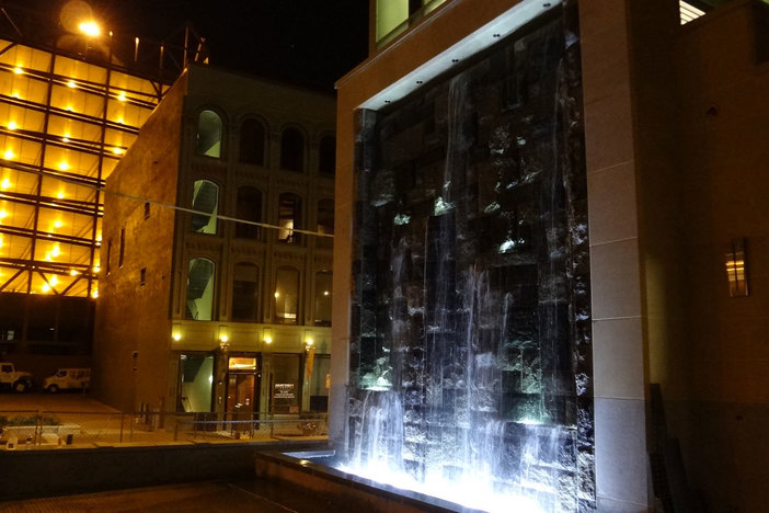 Built-In Water Features | Bluworld of Water