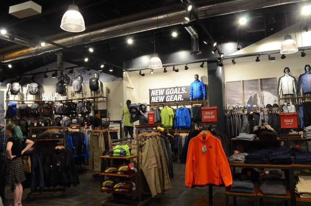 Bock Lighting The North Face interior displays 1 | Bock Lighting