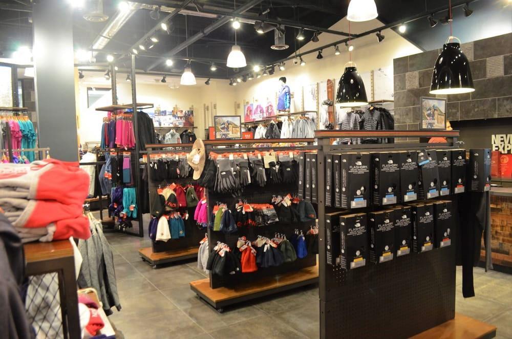 Bock Lighting The North Face interior displays 3 | Bock Lighting