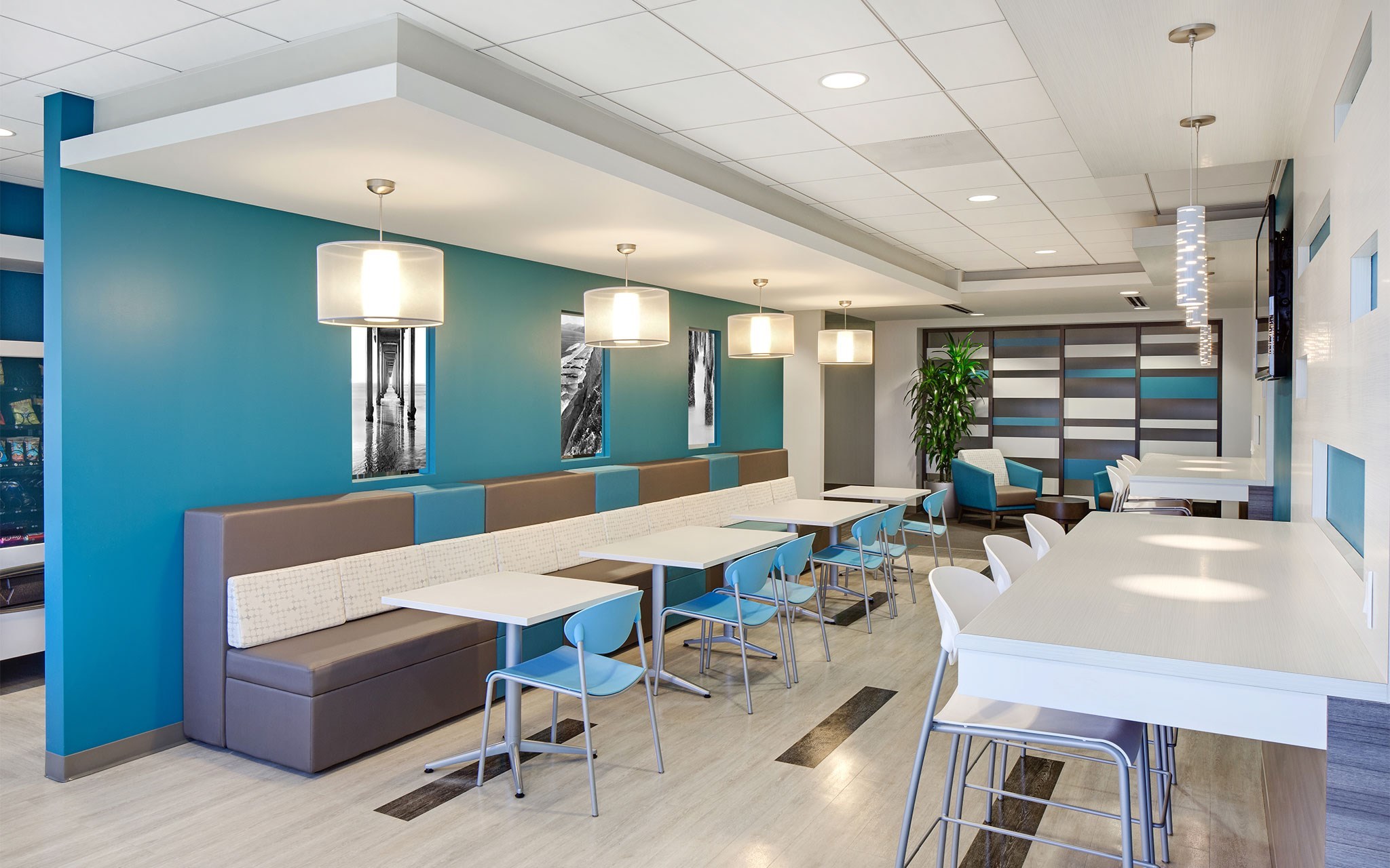 Break room seating | Gresham Smith