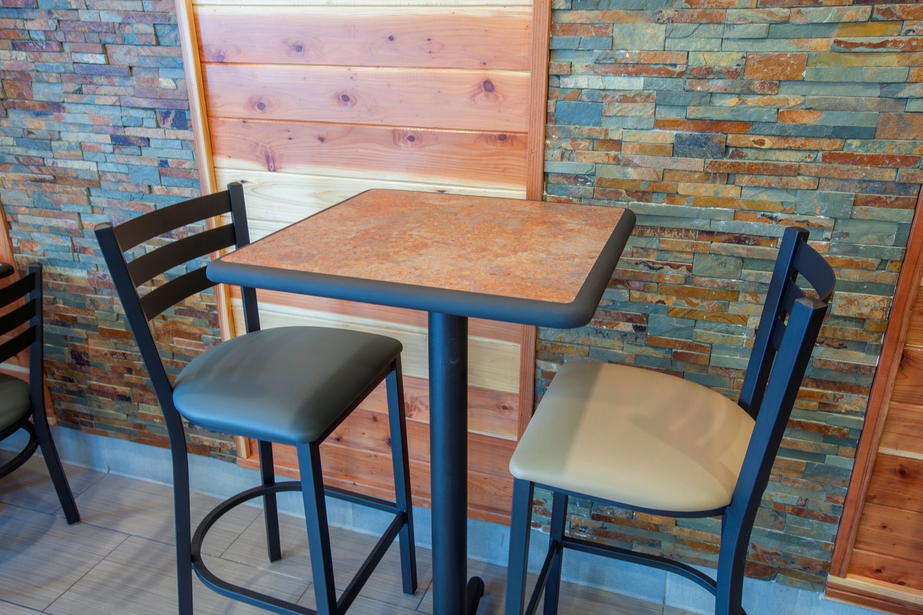 Cafe Barstool Seating and Casual Restaurant Design | Plymold
