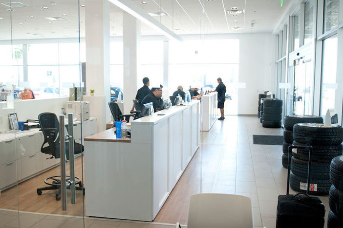 Camelback Volkswagen | Venn Construction