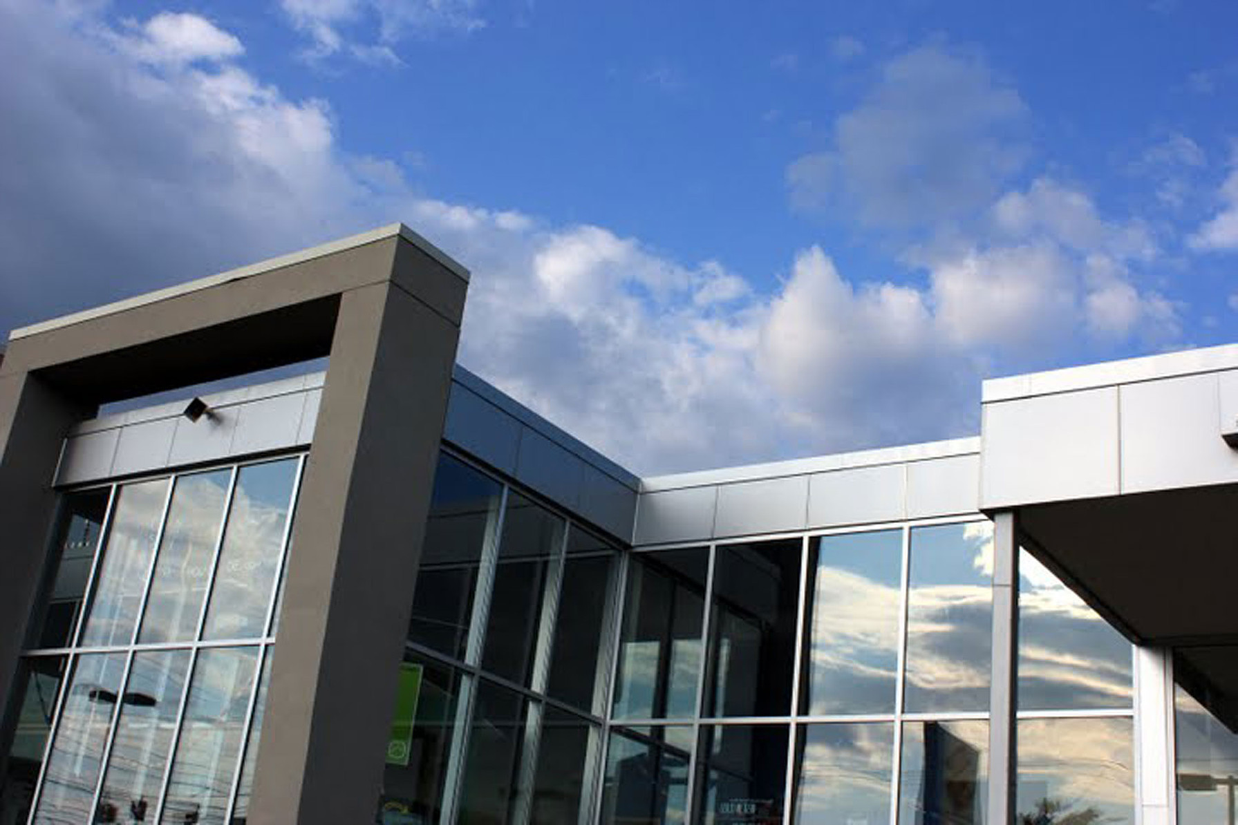 Car dealership exterior 3 | Meister Cox Architects