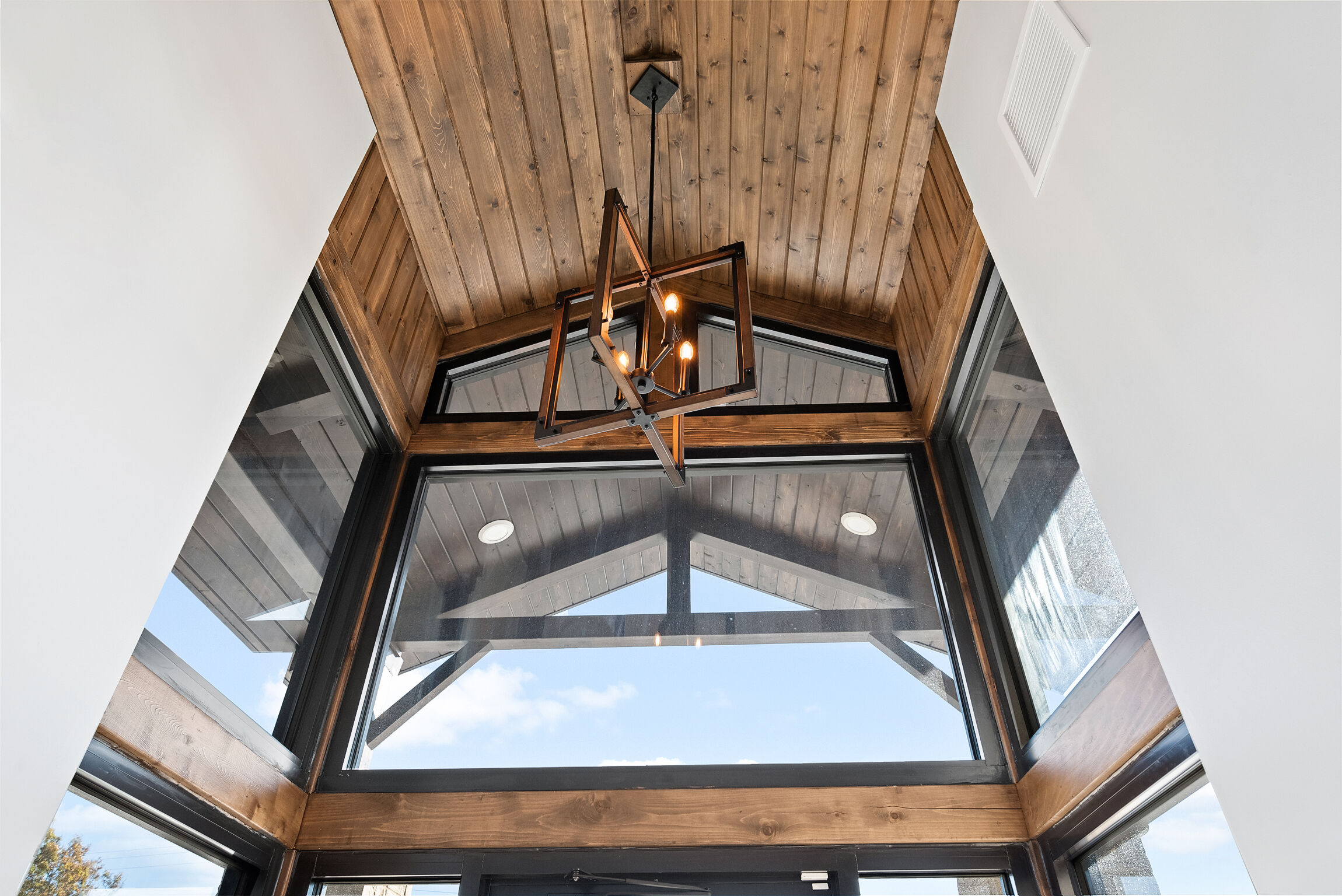 Ceiling in entryway | Michelle Ford Design