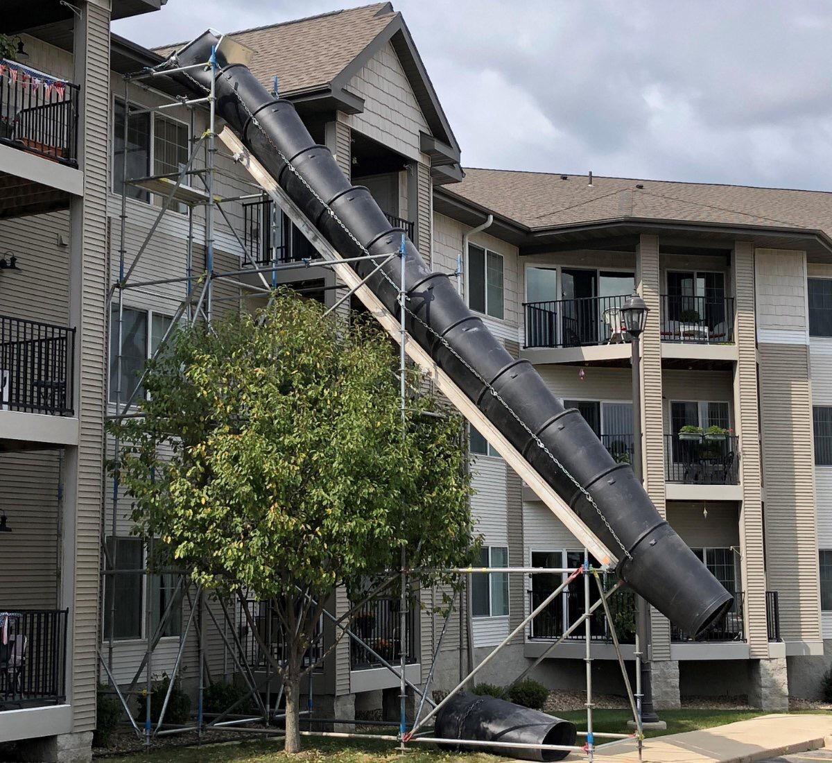 Chutes International Durable Plastic Chute | CHUTES International