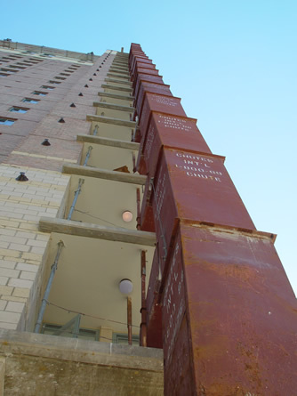 Chutes International Heavy-duty Steel Debris Chute | CHUTES International