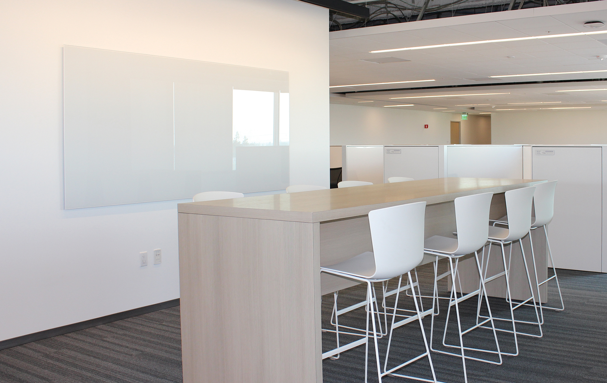 Claridge Products Office Space Design Open Meeting Space | Claridge ...