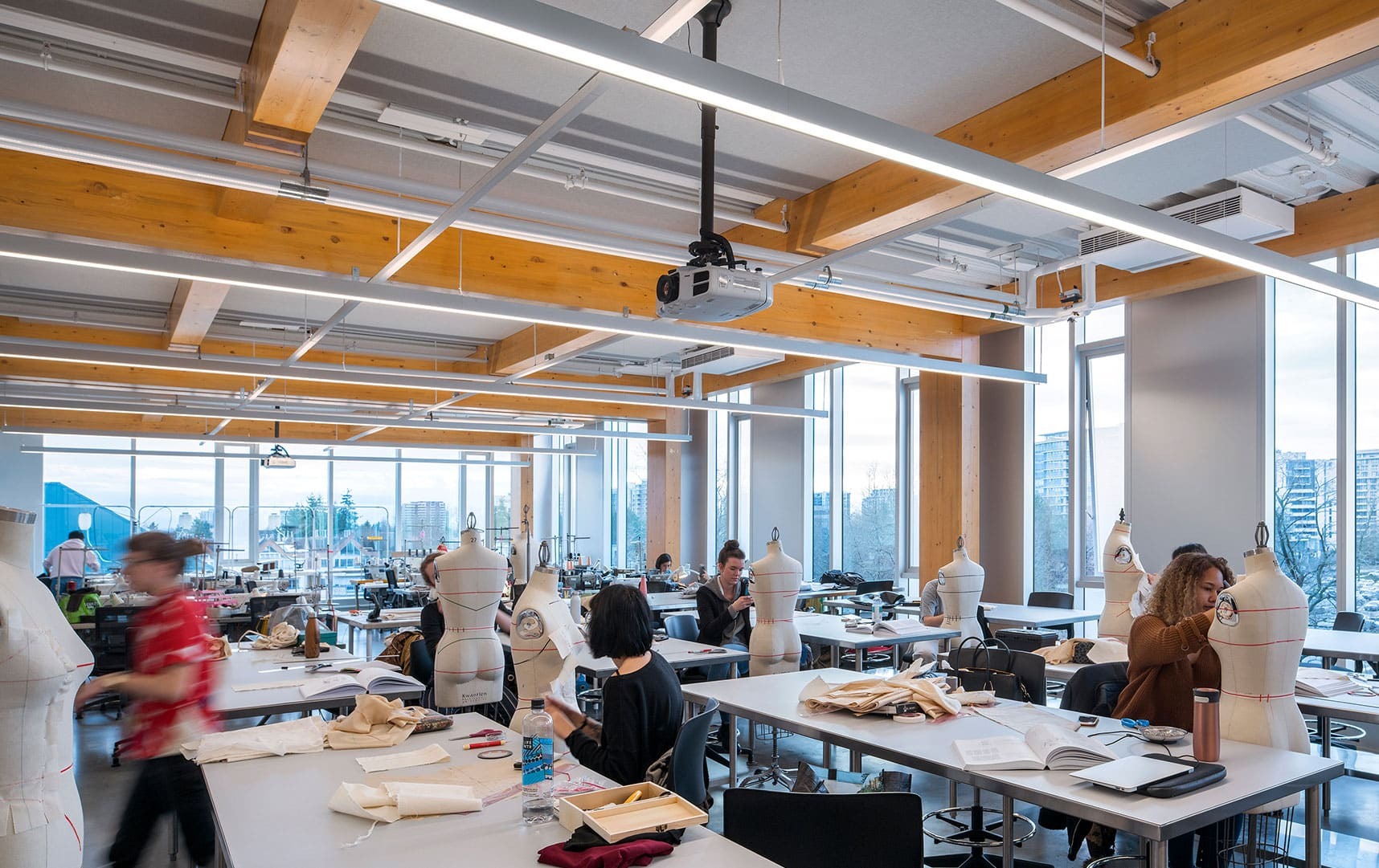 Classroom Linear Natural Lighting Wood Beams | Fluxwerx