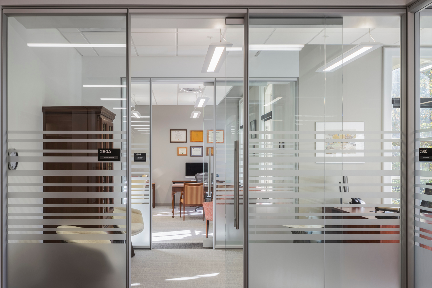 CoBuild - DIRTT Doors | Continental Office