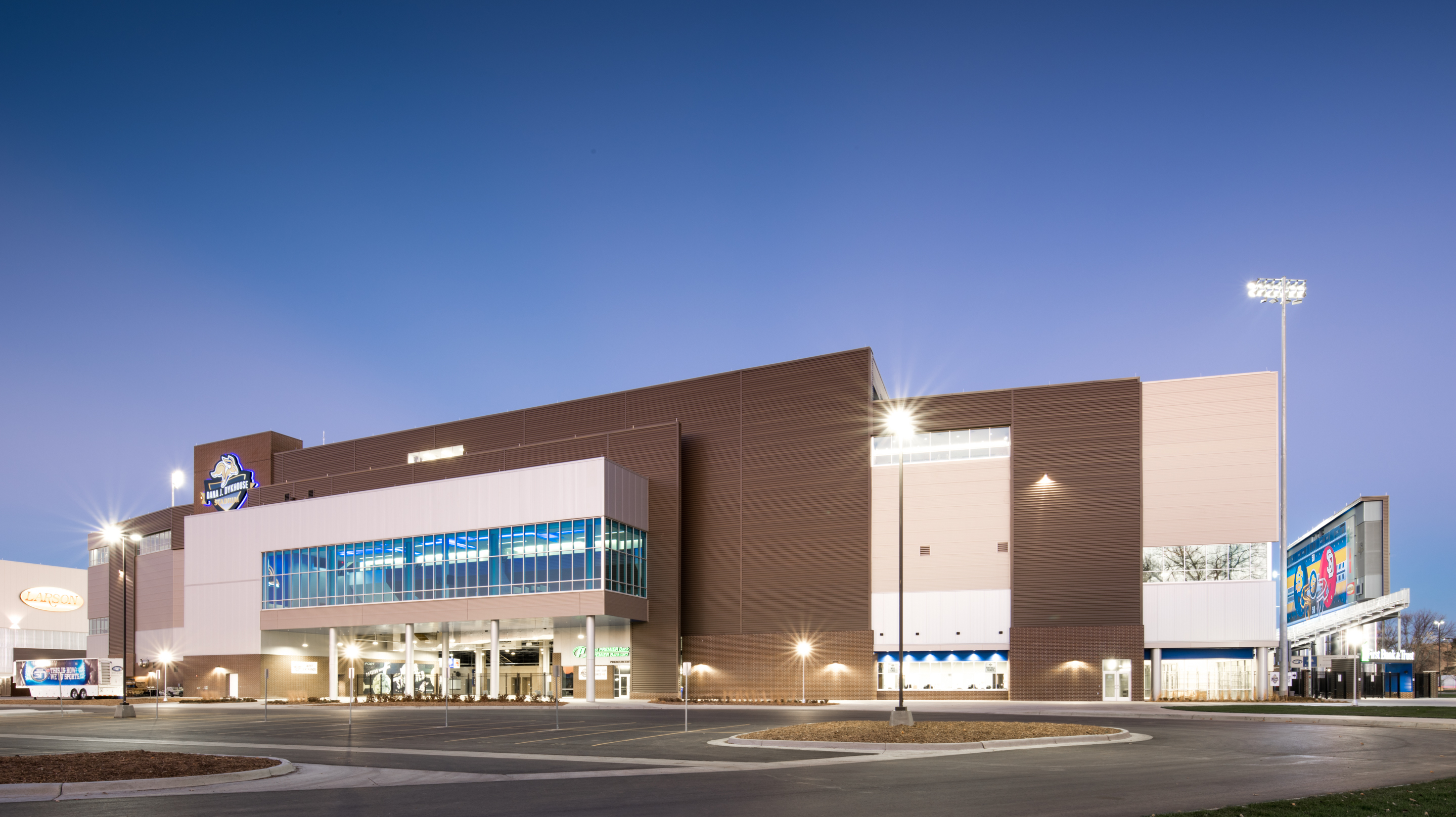 SDSU Dana J. Dykhouse Football Stadium | Henry Carlson Construction