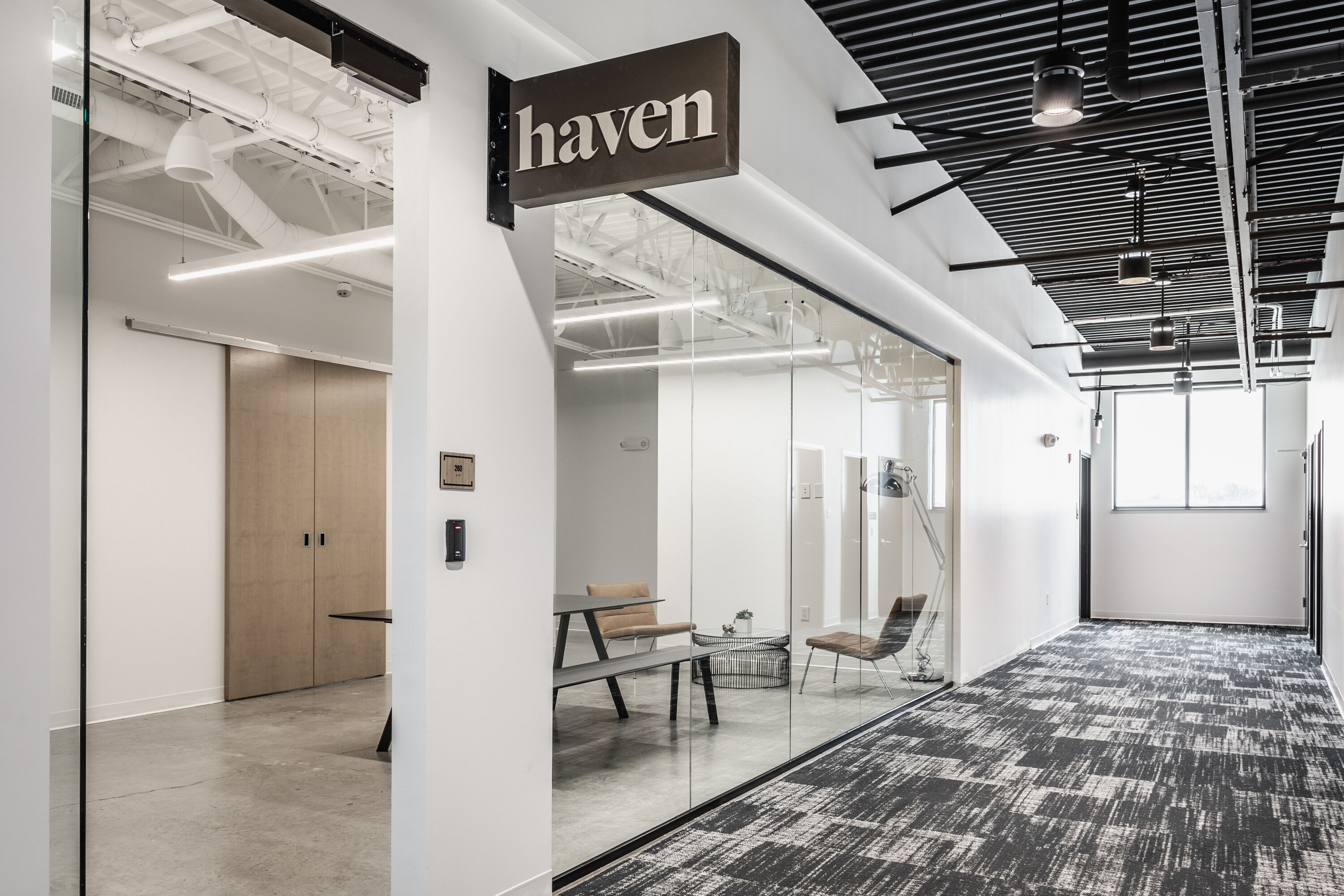 Hub & Spoke | Meteor Lighting