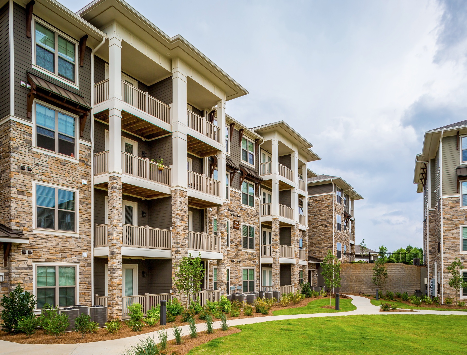 Beautiful Apartments Exterior