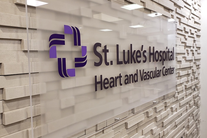 St. Luke's Hospital Heart and Vascular Center | Cultured Stone