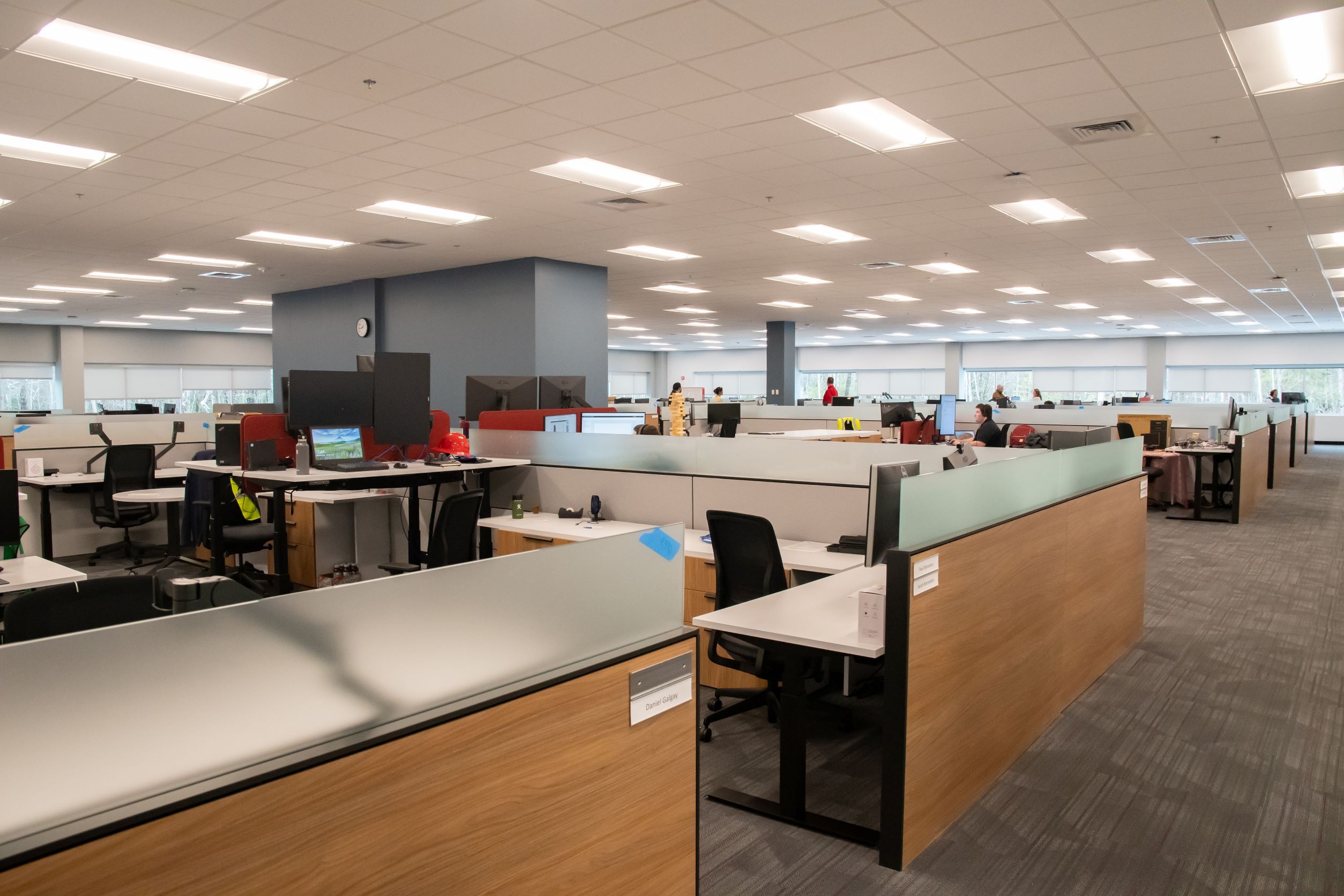 Dacon Edwards Vaccuum Interior Open Office Desk Space | Dacon