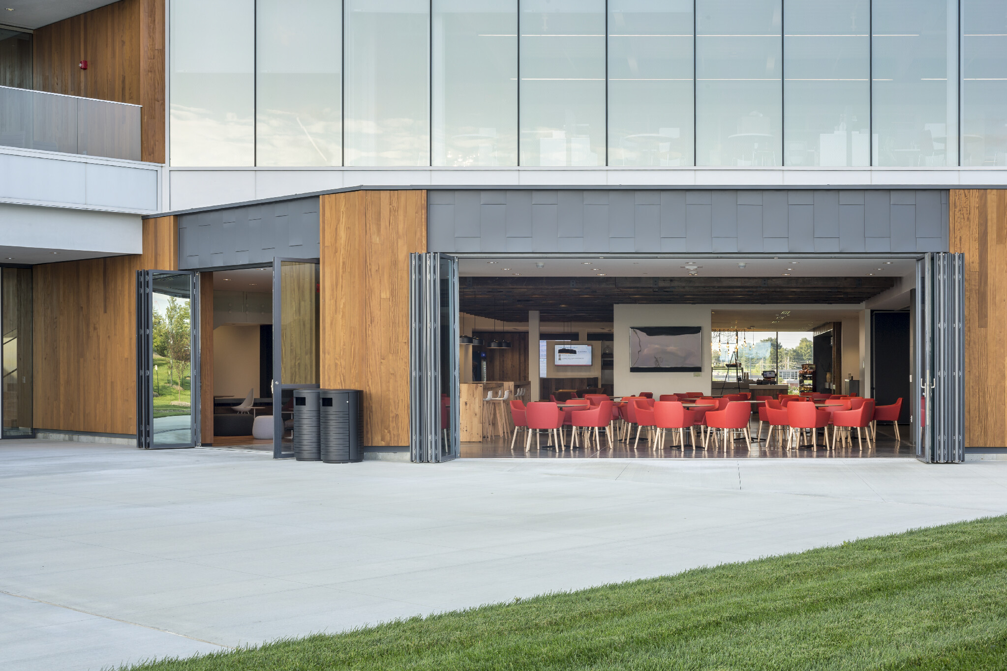 Dairy Farmers of America Office | NanaWall
