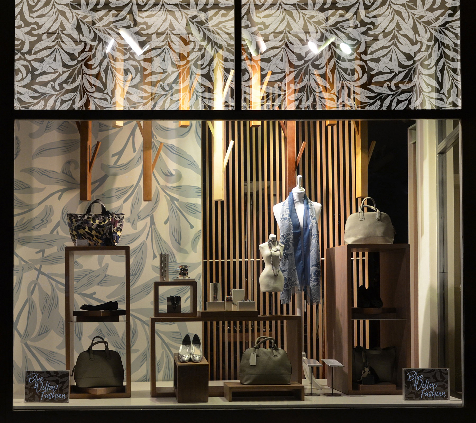 Decorative Ceiling Tiles WILLOW FROSTED POLYCARB RETAIL DISPLAY ...