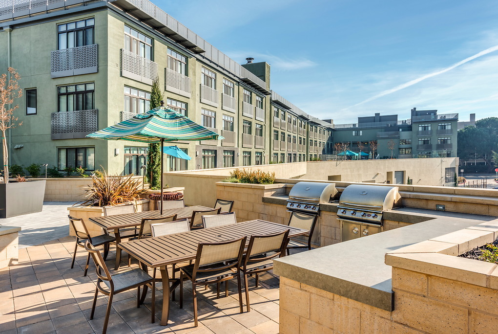 Dern Agora at South Main Walnut Creek 14 | DERN architecture + development