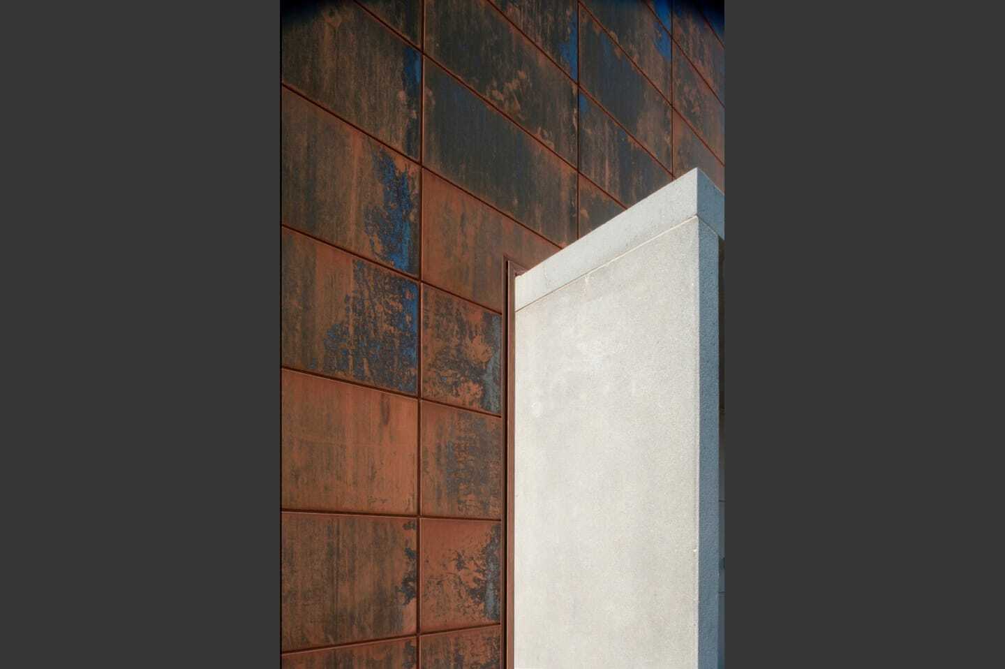 Detailed Weathered Steel Panels - Dri-Design - Exterior Design | Dri-Design