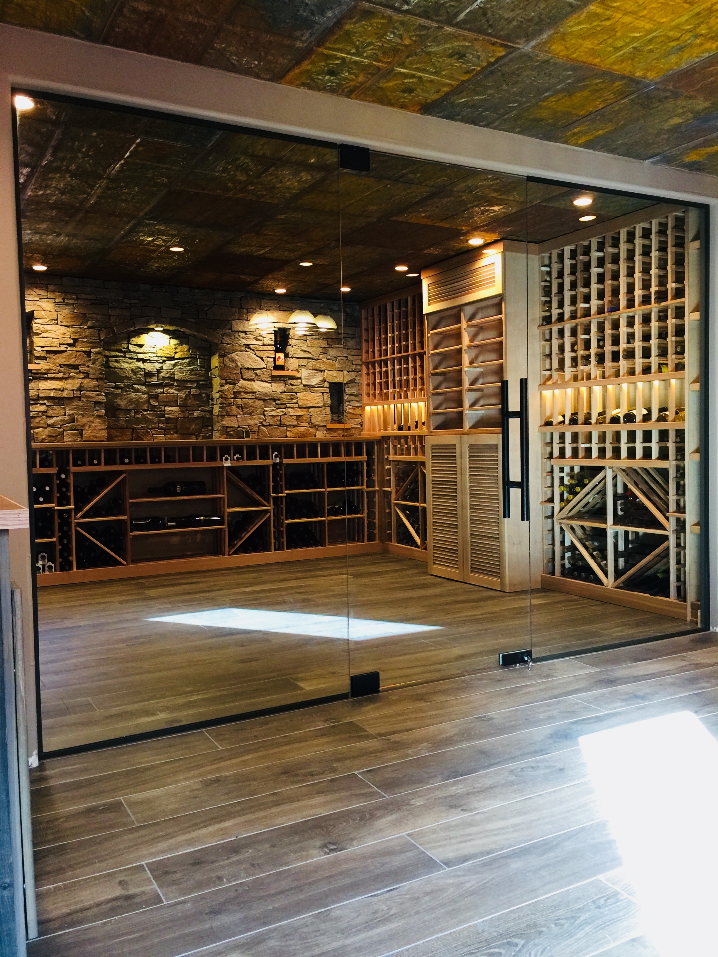 Glass Displays & Glass Shelves | Denver Glass Interiors