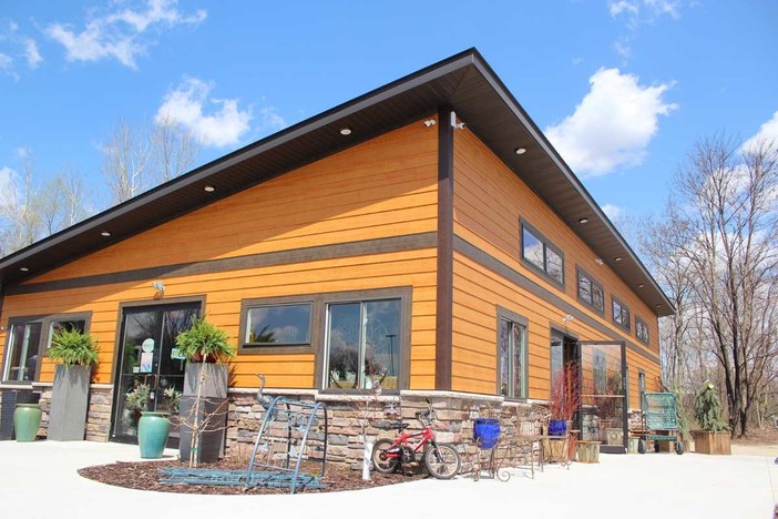 Retail | Diamond Kote Siding System