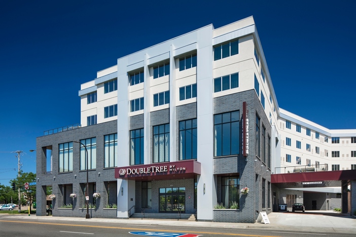 DoubleTree by Hilton | DJR Architecture