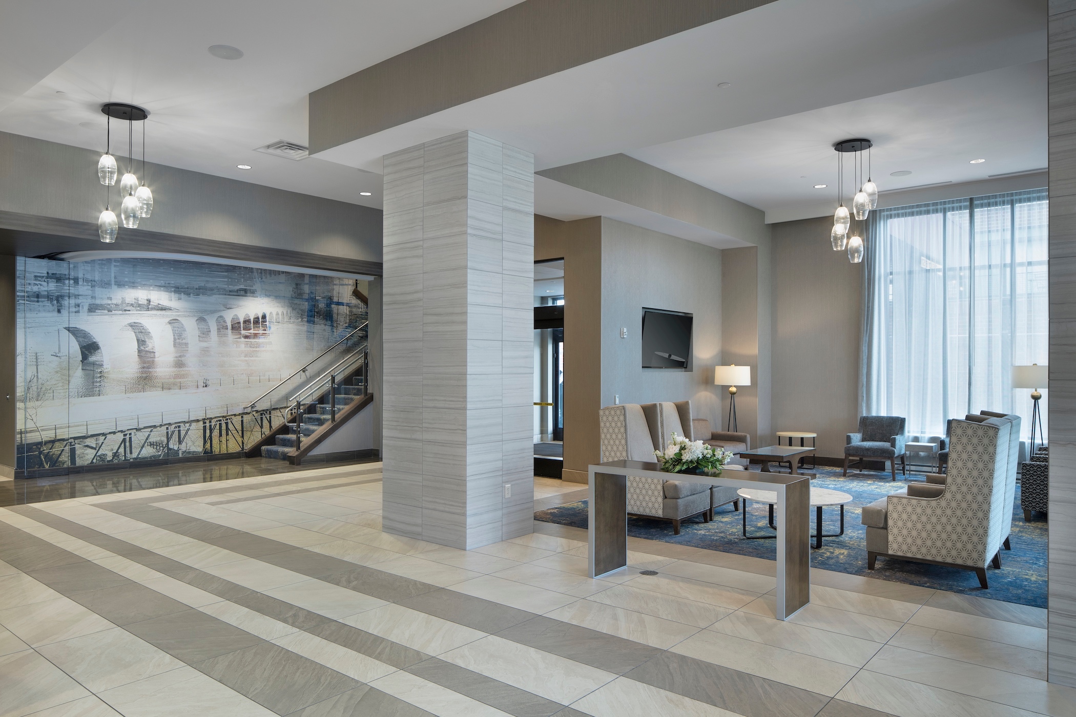 DJR Architecture Double Tree by Hilton Minneapolis Minnesota Lobby ...