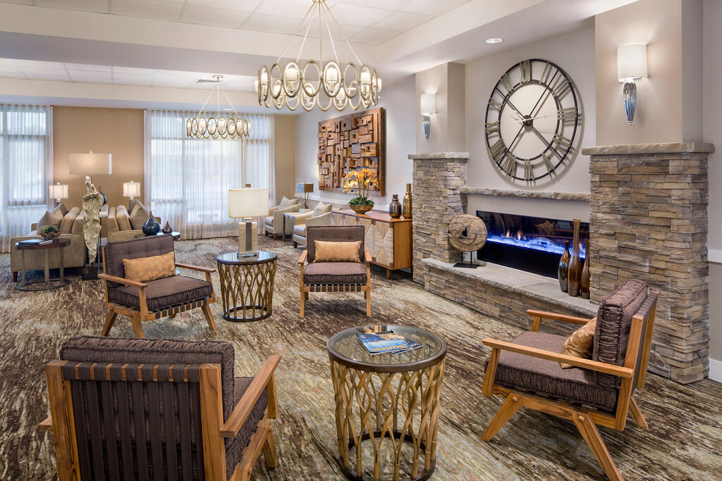 Eldorado Stone Elevate with Stone Stacked Stone Nantucket Int Lounge ...