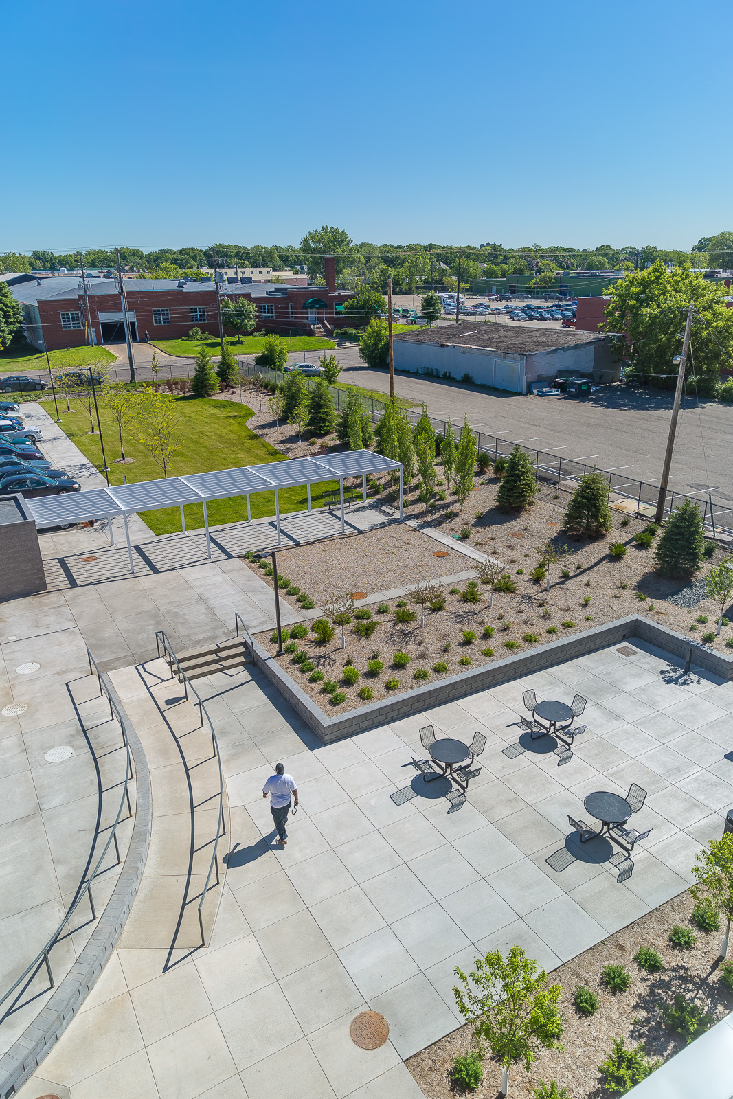 Emanuelson-Podas Apartment Courtyard | Emanuelson-Podas // MEP Consulting Engineers