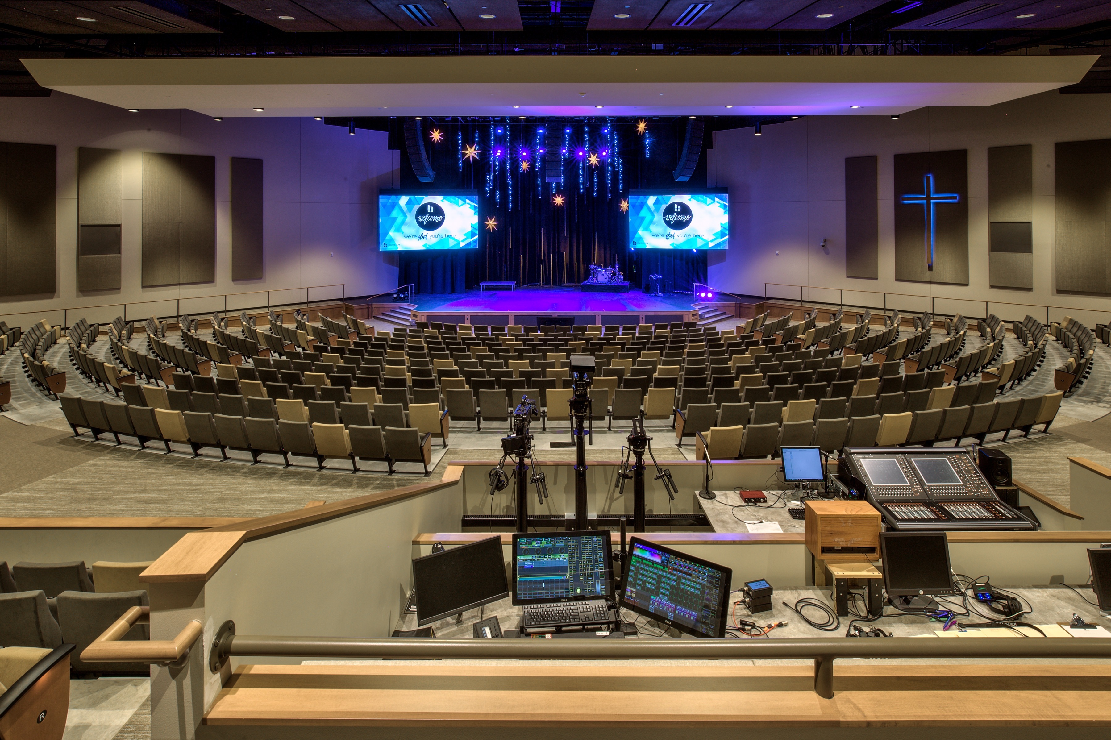Emanuelson Podas Berean Baptist Interior | Emanuelson-Podas // MEP Consulting Engineers