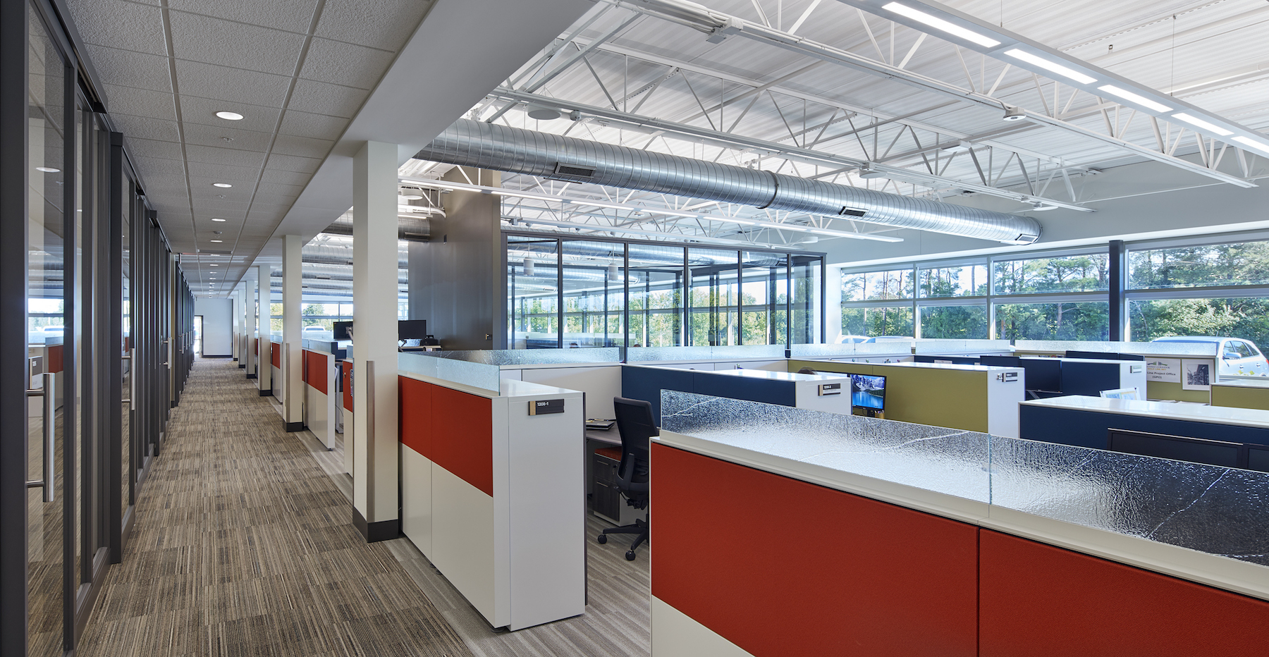 Emanuelson-Podas Work Stations | Emanuelson-Podas // MEP Consulting Engineers