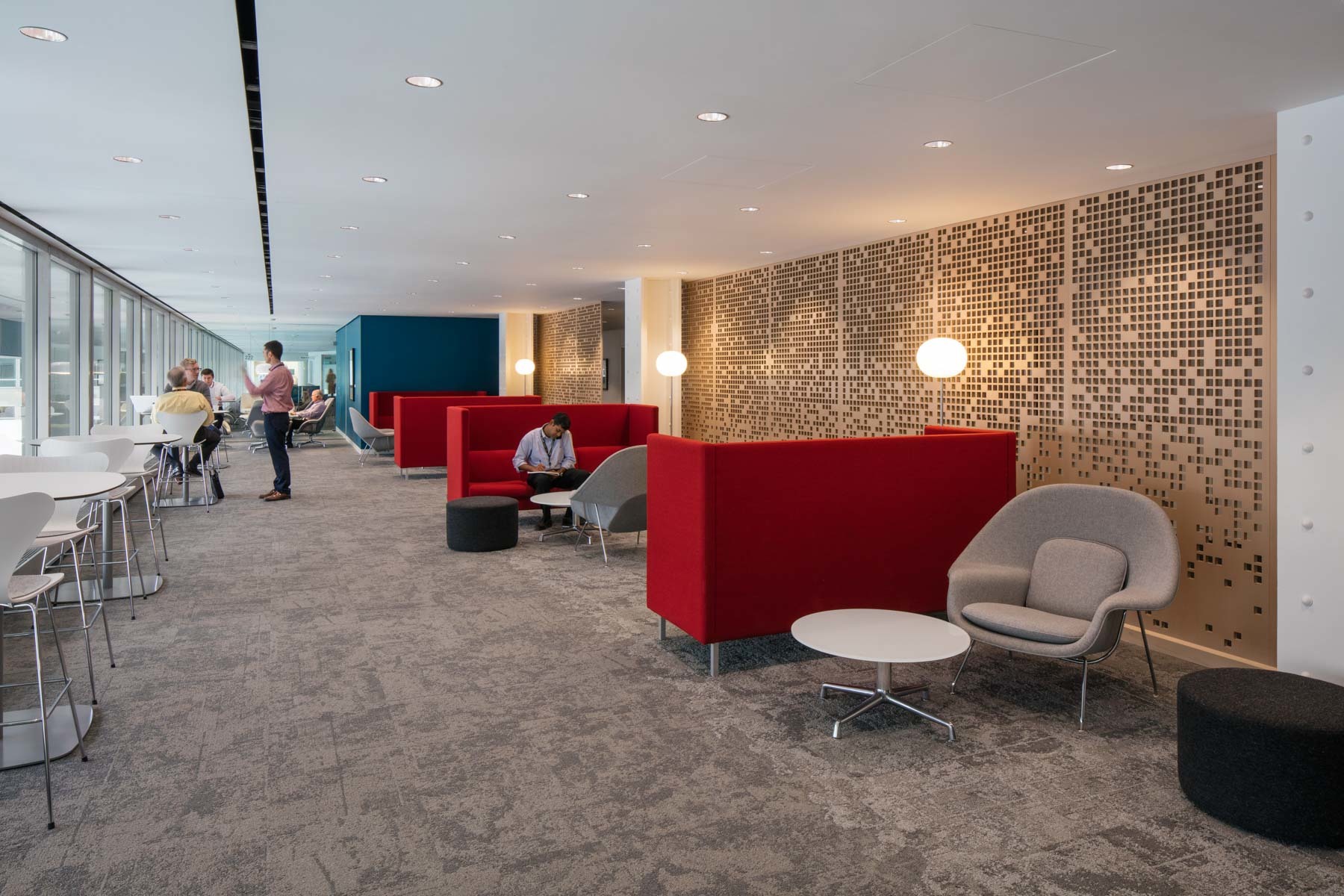 Employee Work Lounge | Shaw-Lundquist