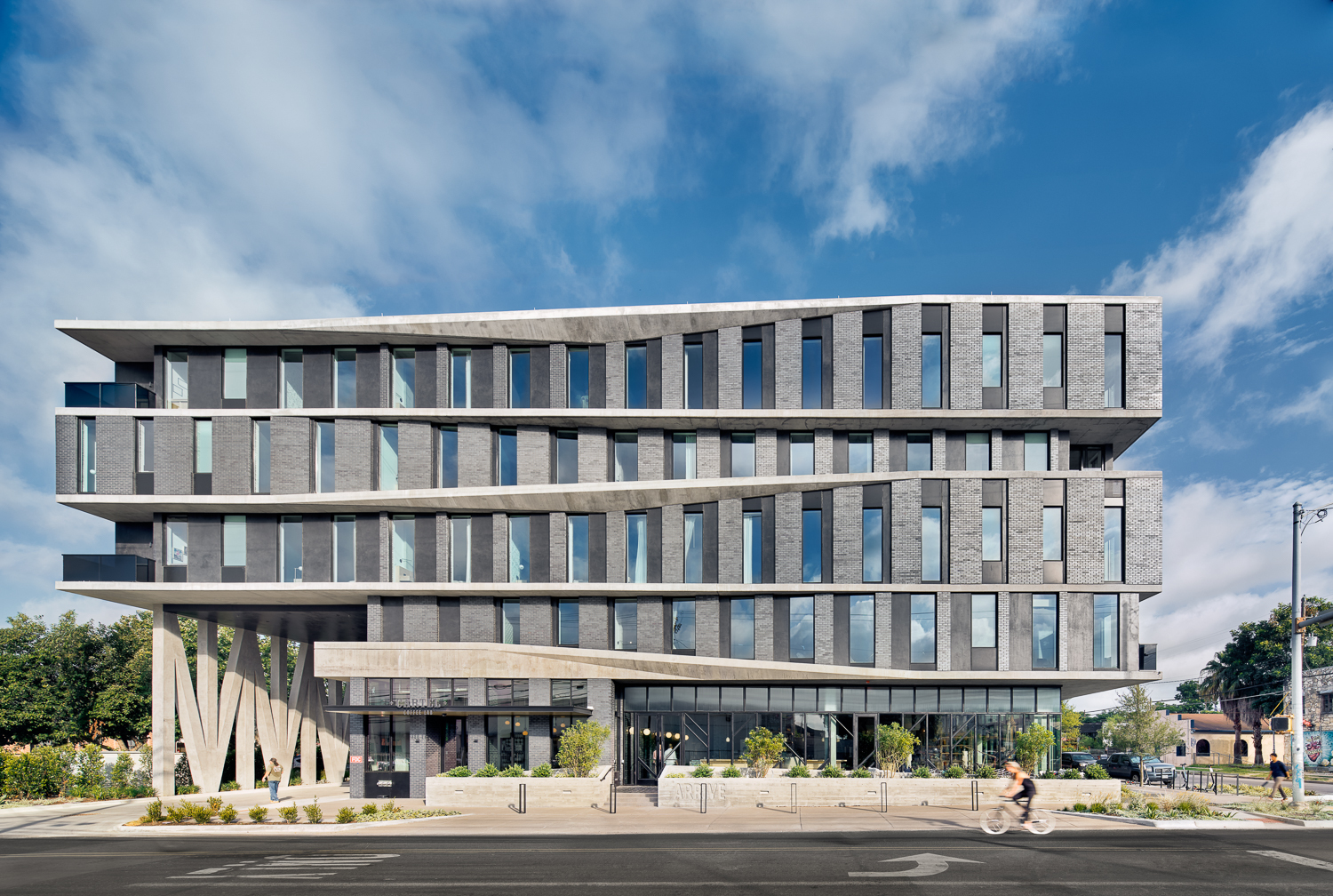 Endicott Clay Products Hospitality Design Arrive Hotel Exterior Face ...