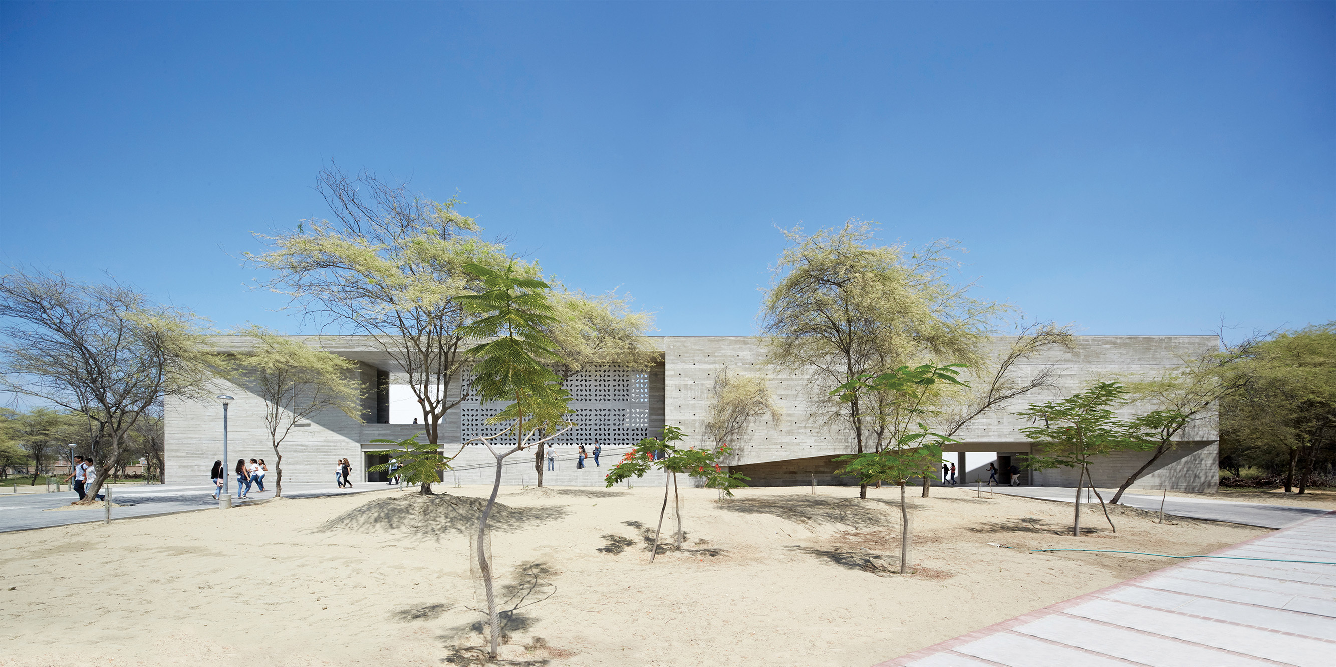 Exterior View of Lecture Building School University Entrance Courtyard ...