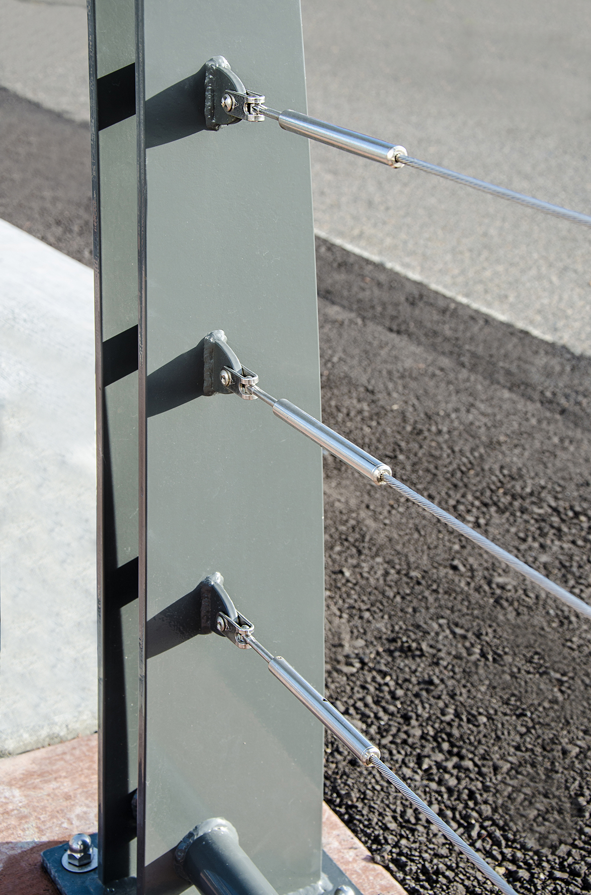 Feeney EMX Station Exterior CableRail Connection Close Up | Feeney Inc.