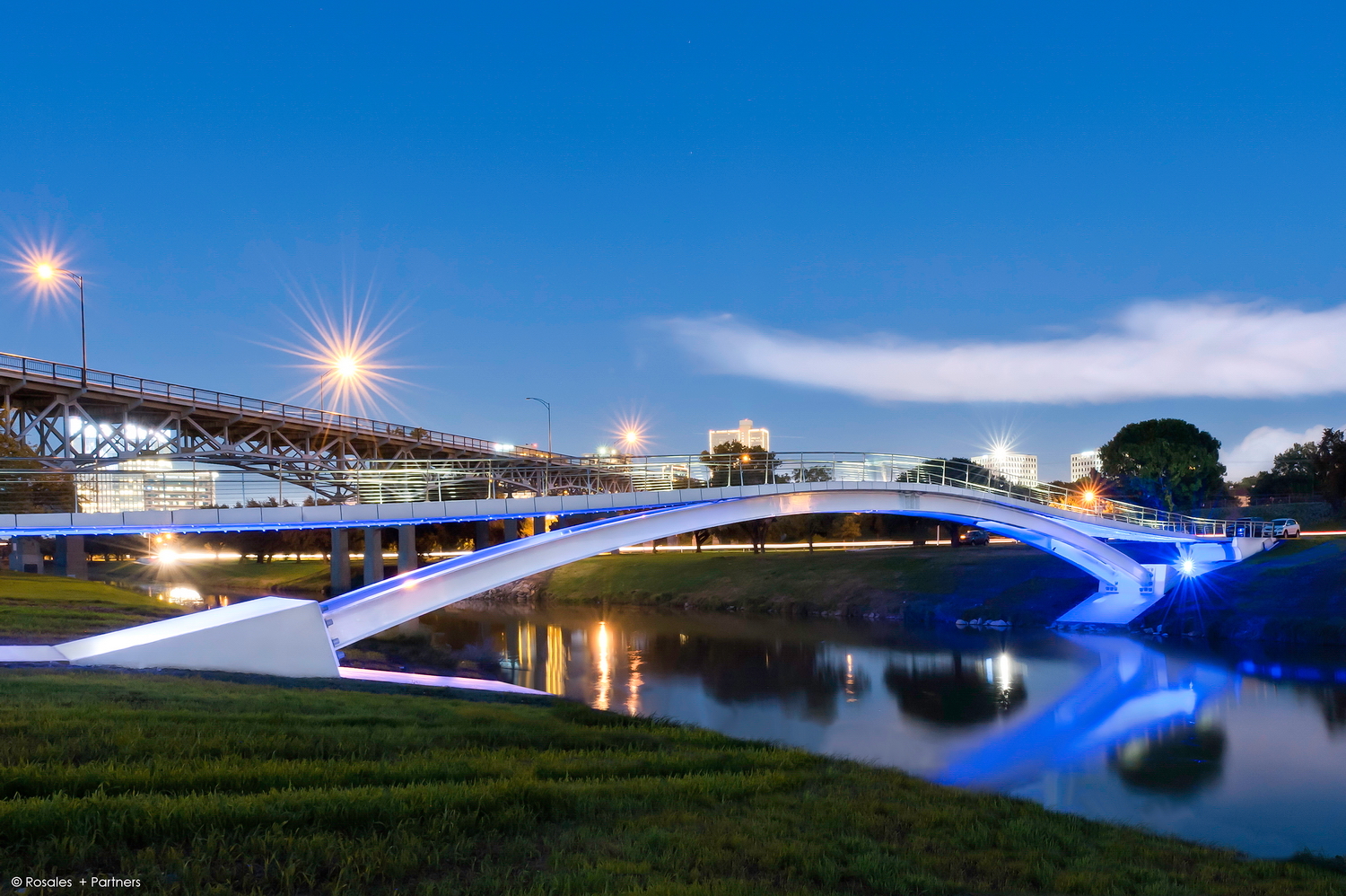 Phyllis J. Tilley Memorial Pedestrian Bridge | Feeney Inc.
